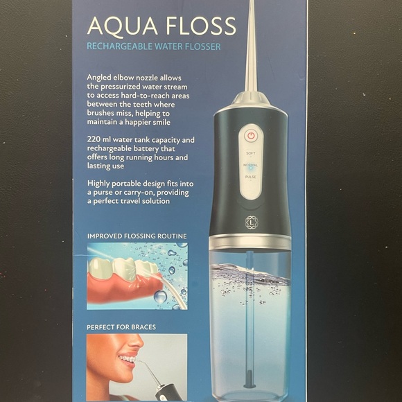 Bath | Lomicare Aqua Floss Rechargeable Water Flosser | Poshmark